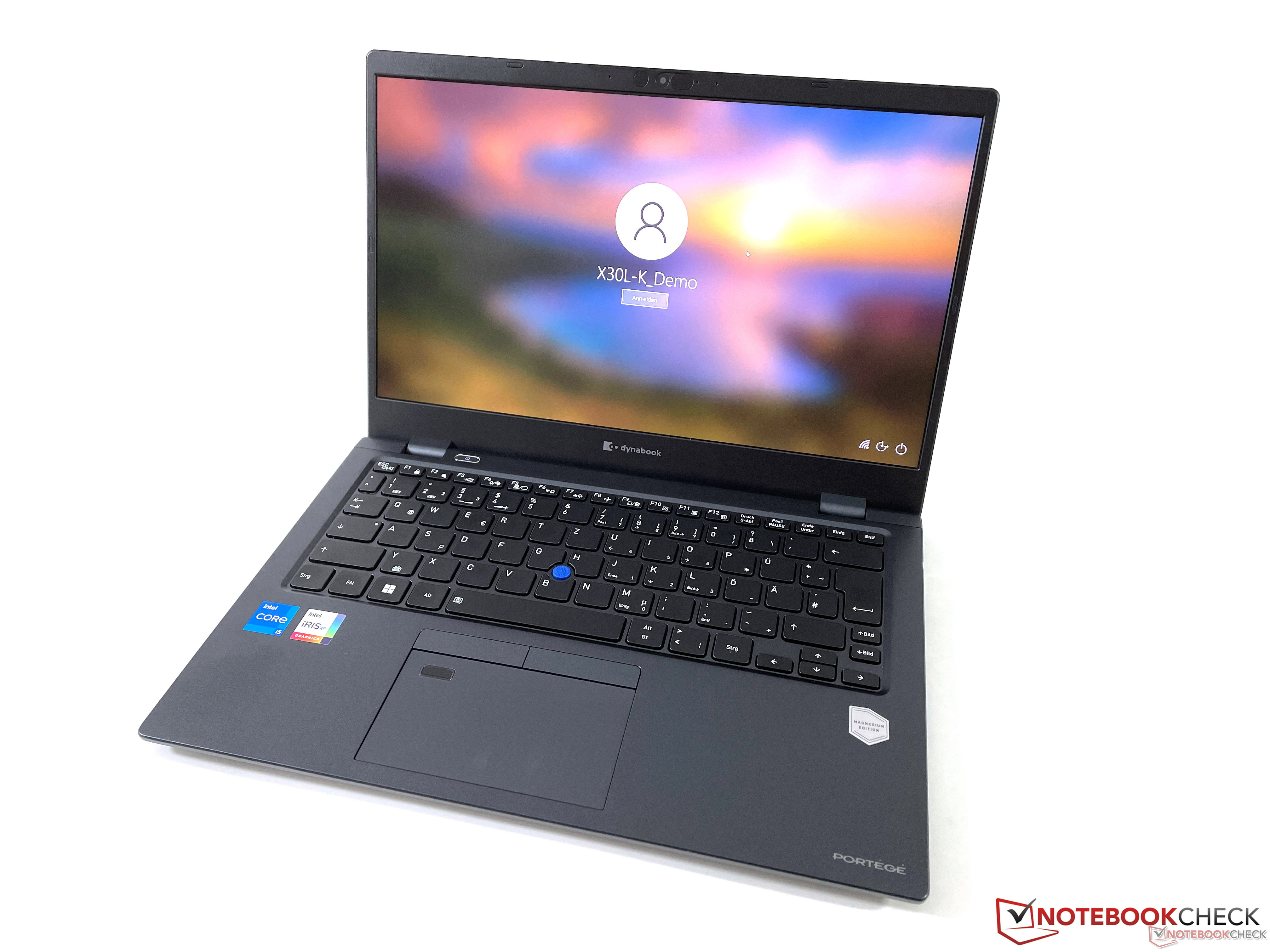 Dynabook Portégé X30L-K-139 revisão - O laptop comercial pesa apenas ...