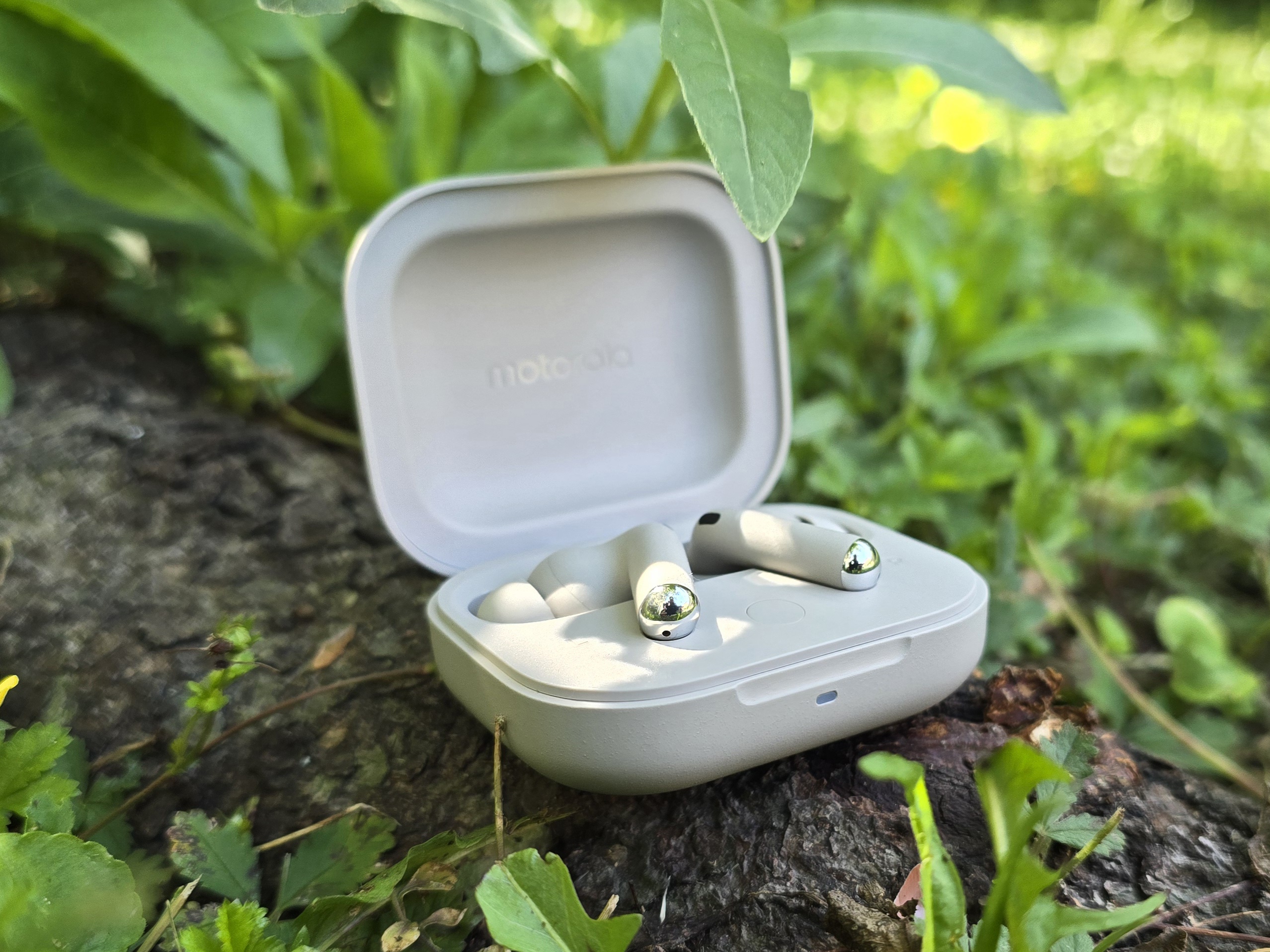 Análise do Motorola Moto Buds+ TWS - Os fones de ouvido intra ...